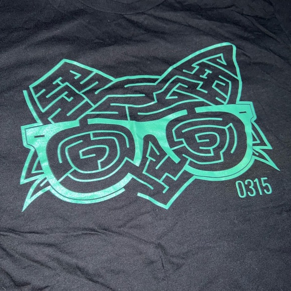 Mint | Shirts | Mint Mobile Fox Tee | Poshmark